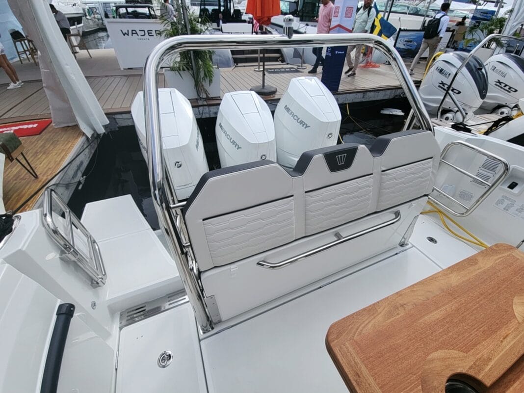 2025 Wellcraft 355 Commuter Review | Boating World